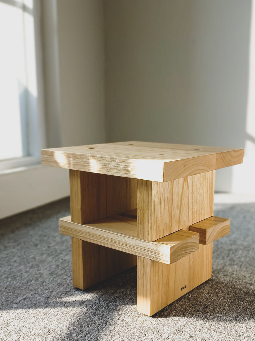 Chisai Stool – fredhelligh.com